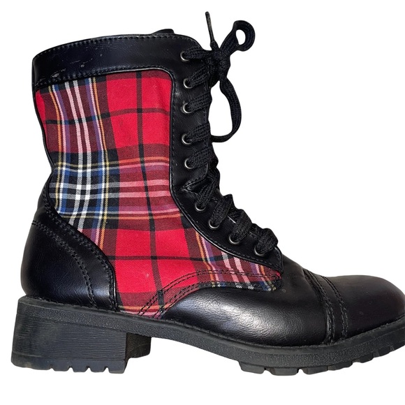 Arizona Jean Company | Shoes | Arizona Combat Boots Red Plaid Flannel ...